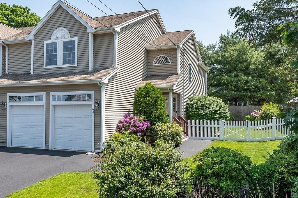 63 Crescent Rd UNIT 63, Needham Heights, MA 02494 | Zillow
