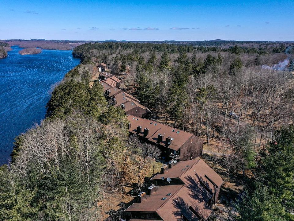 4 Elm Tr, Wisconsin Dells, WI 53965 | Zillow