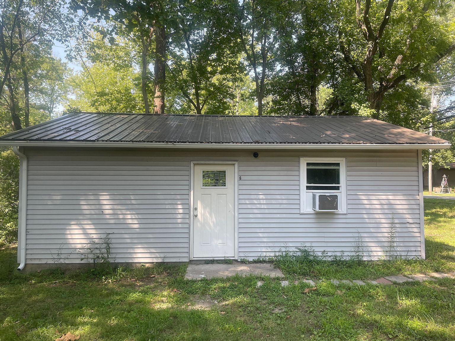 810 S Maple St #6, Cambria, IL 62915 | Zillow