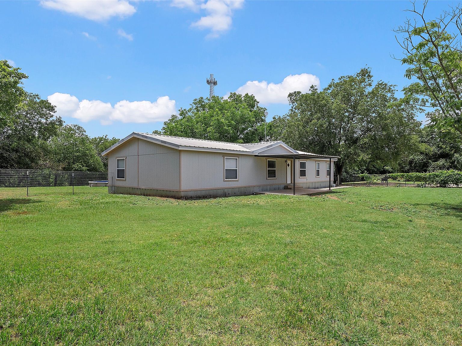 205 County Road 3196, Valley Mills, TX 76689 | Zillow