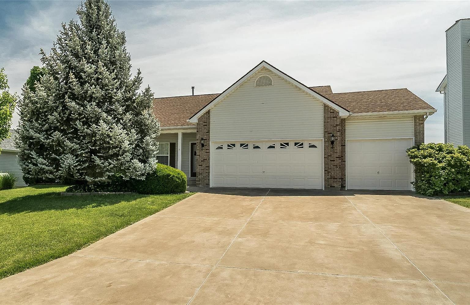 1326 Washingtons Xing, Ofallon, MO 63366 | Zillow