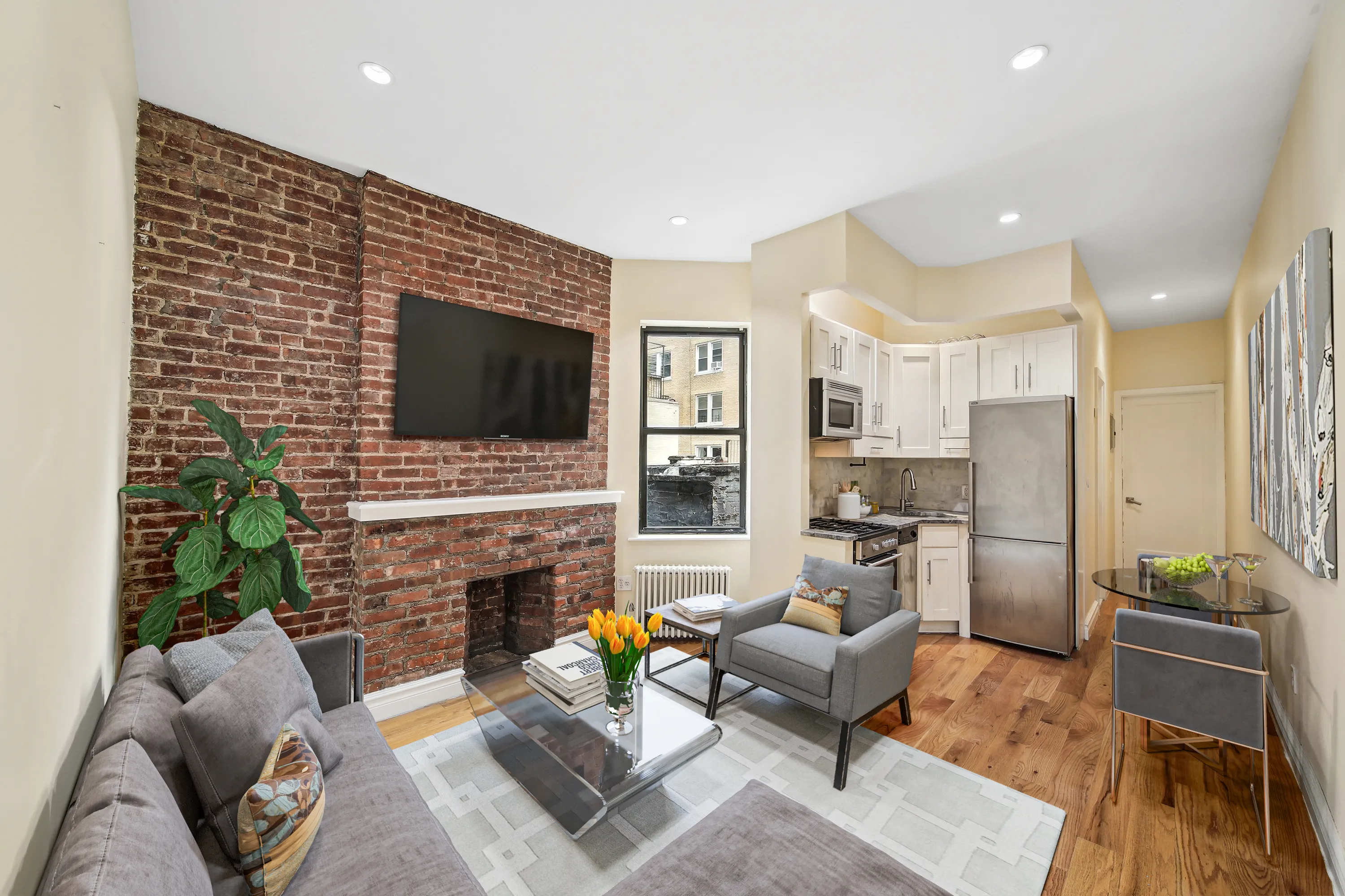 162 East 82nd Street #4C in Upper East Side, Manhattan | StreetEasy