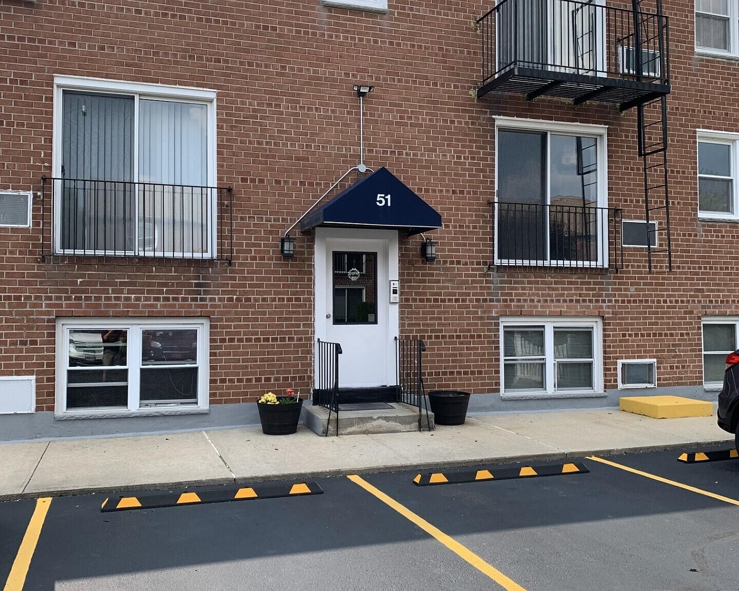 51 Vera St APT F, Staten Island, NY 10305 | Zillow