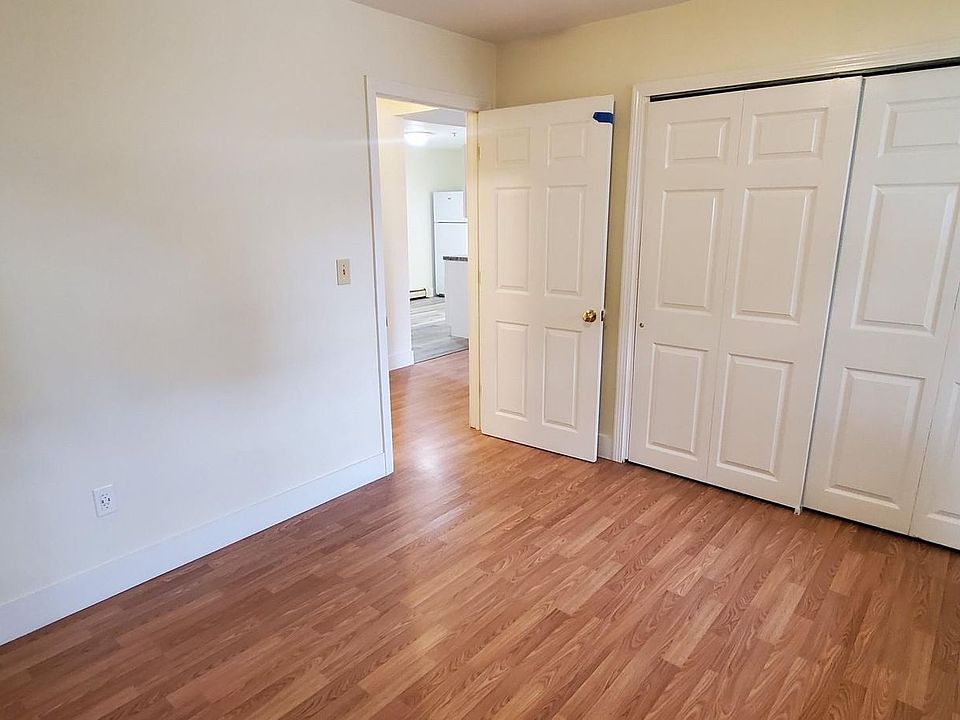 29 Chestnut Street - 29 Chestnut St Rochester NH | Zillow