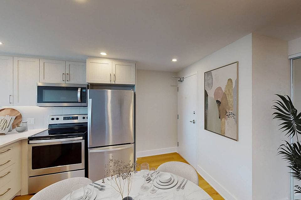 518 Rochester St #1019273, Ottawa, ON K1S 5W4 | Zillow