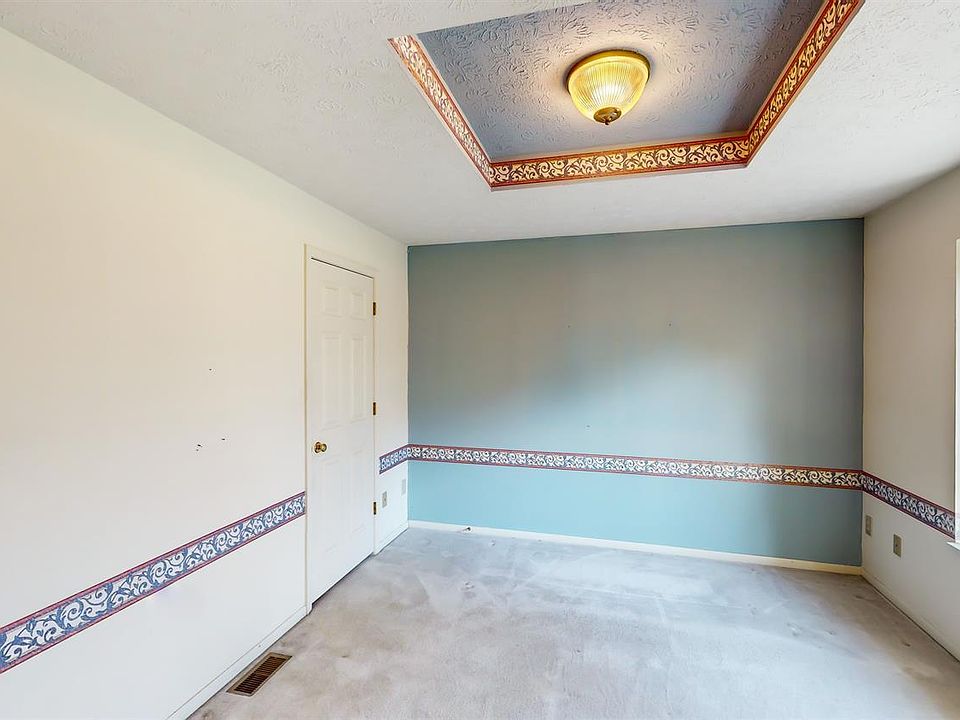 1719 Emerald Glade Ln Cincinnati OH | Zillow