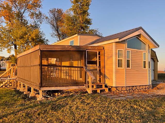 4093 E Lake Rd, Crary, ND 58327 | Zillow