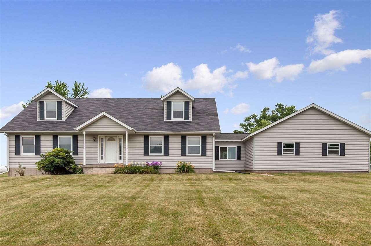 611 290th St, West Liberty, IA 52776 | Zillow