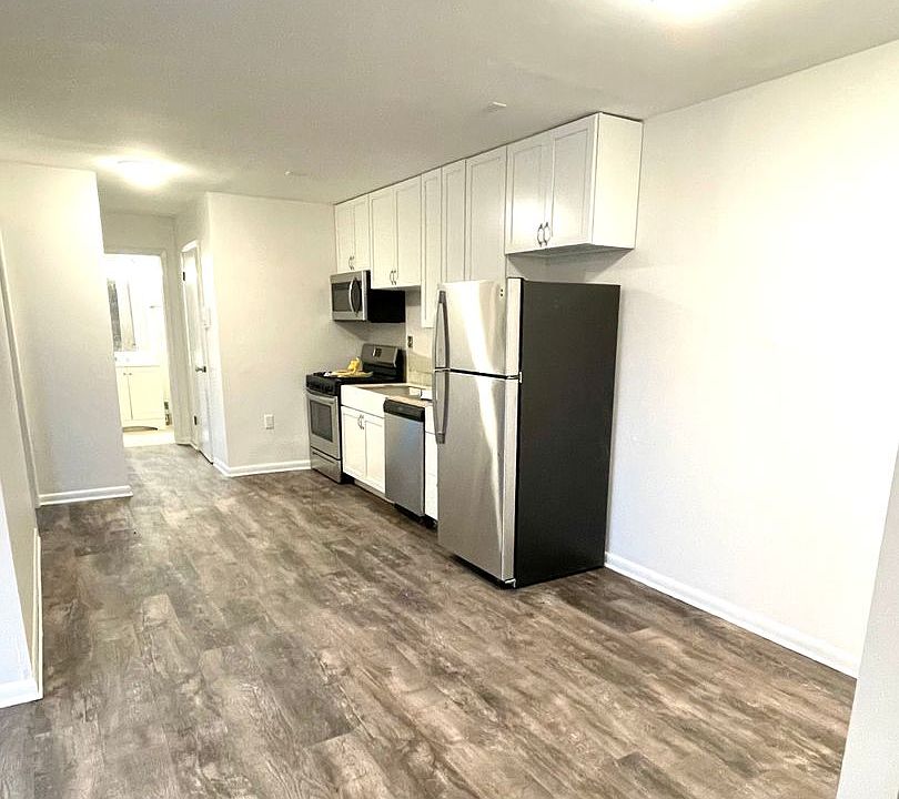 2194 S 84th St - 2194 S 84th St Milwaukee WI | Zillow