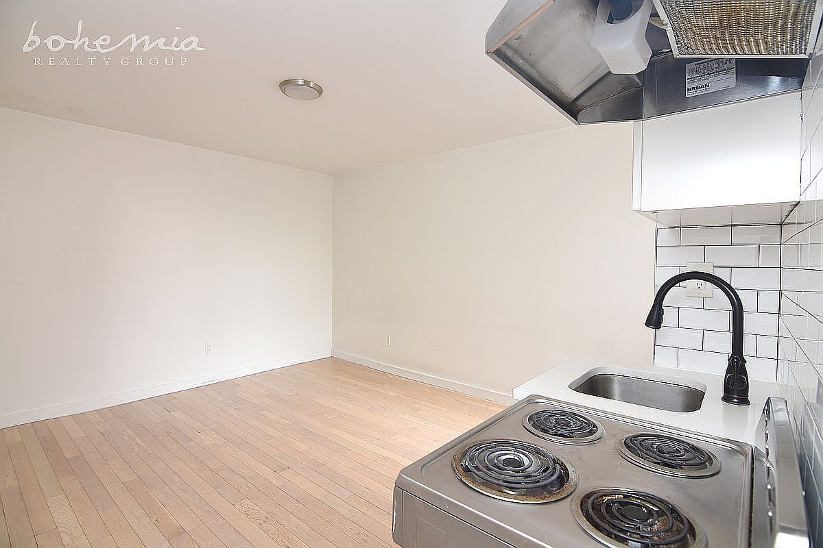 137 W 137th St #7D, New York, NY 10030 | Zillow