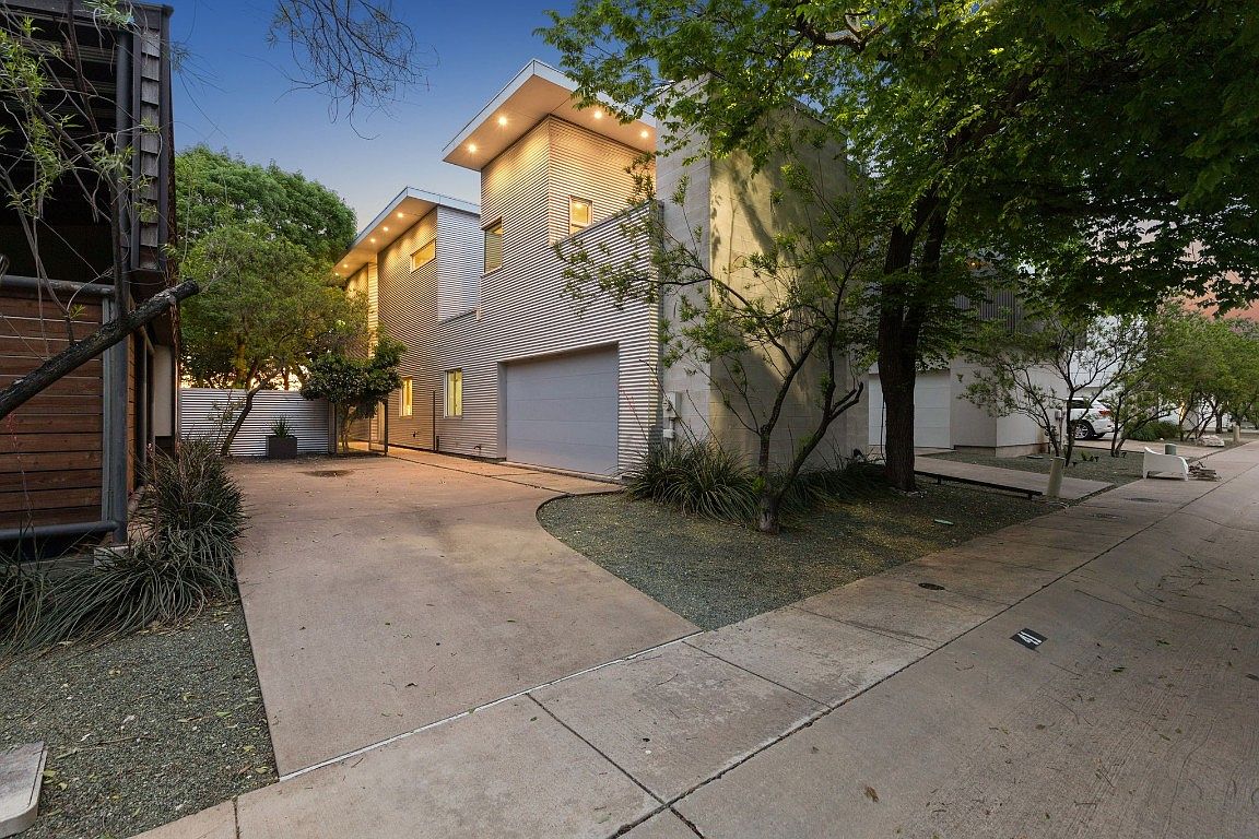 41 Vanguard Way, Dallas, TX 75243 | MLS #20583681 | Zillow