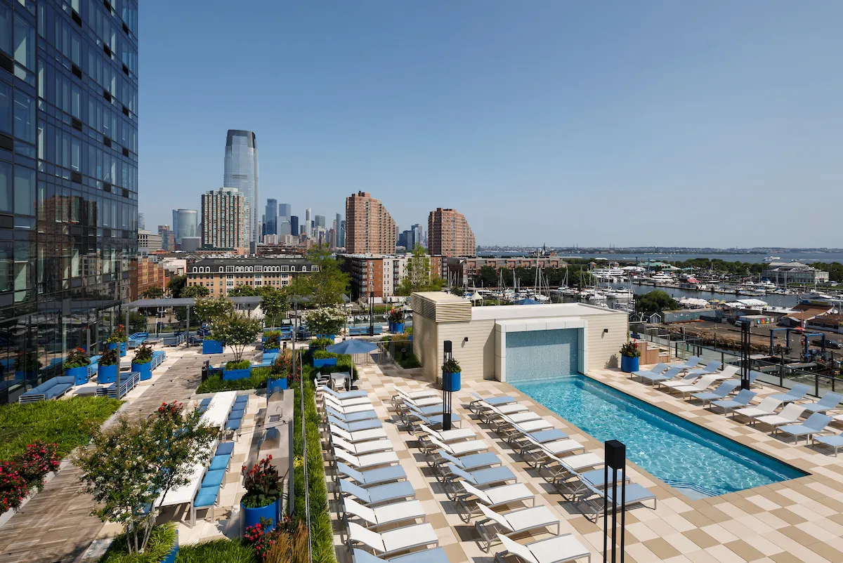 Vantage Collection at 33 Park View Avenue in Waterfront : Sales ...