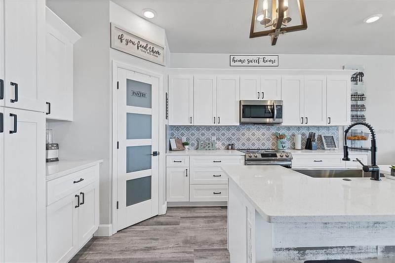 2352 Marton Oak Blvd, North Port, FL 34289 | MLS #N6121714 | Zillow