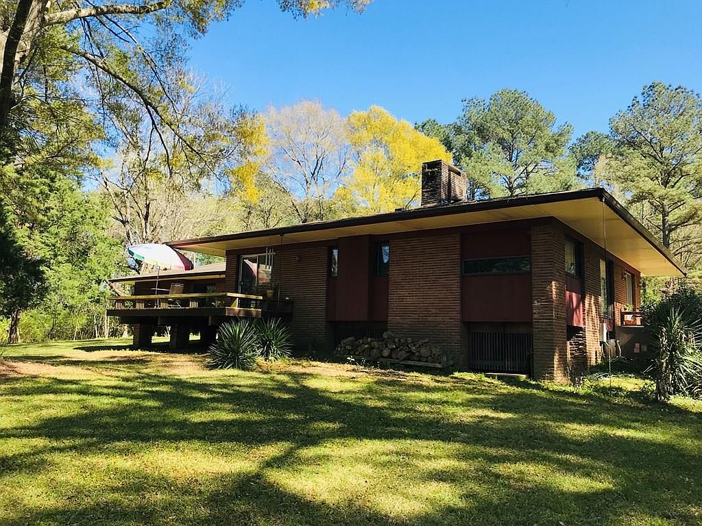 19 Col John Pitchford Pkwy, Natchez, MS 39120 | Zillow