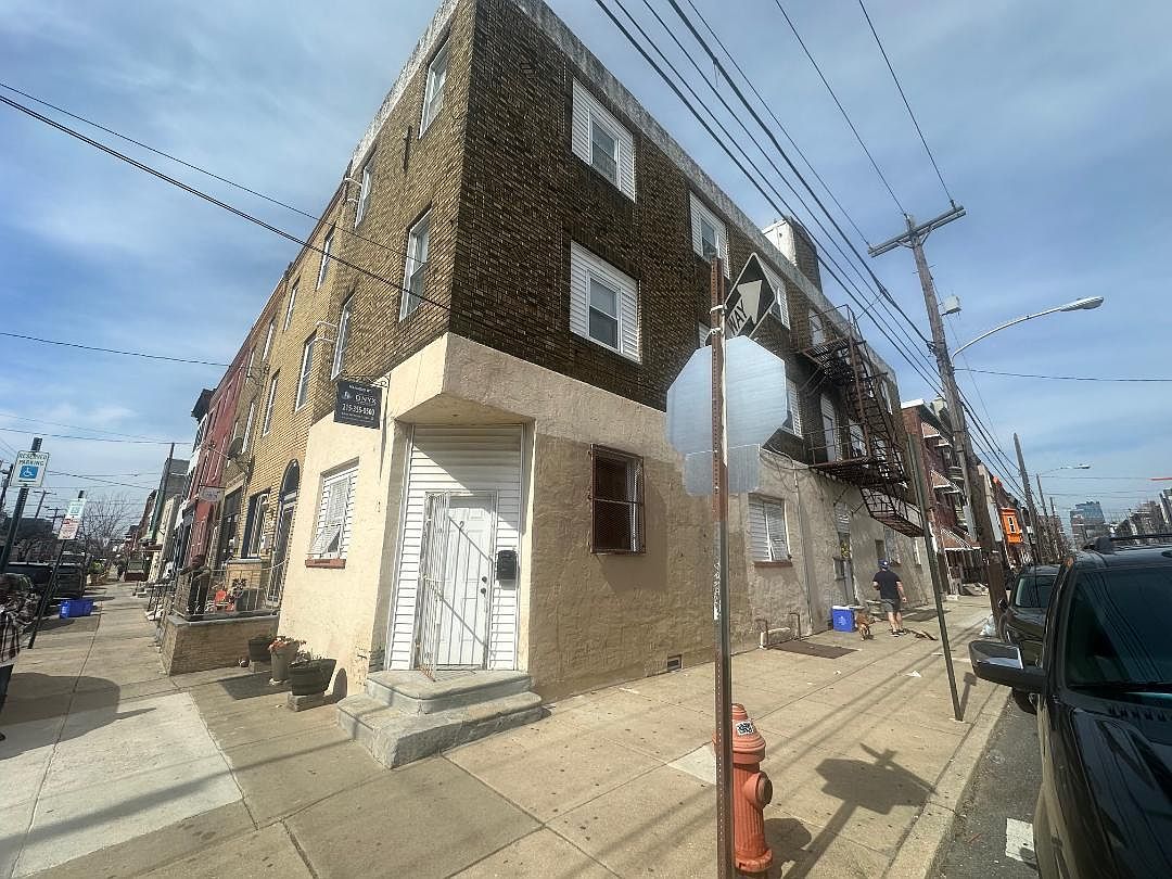 1501 Reed St APT 1, Philadelphia, PA 19146 | Zillow
