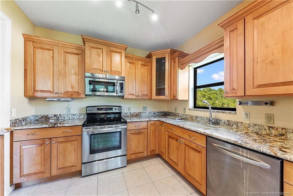 13464 Harbour Ridge Blvd #8B, Palm City, FL 34990 | MLS #M20043479 | Zillow