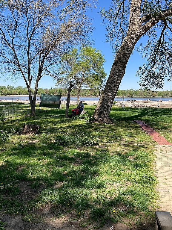 1202 Sportsman Dr, Ashland, NE 68003 | Zillow