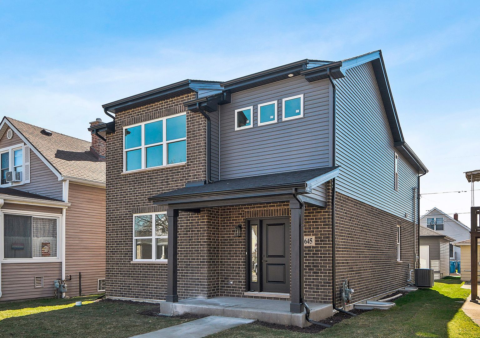 7645 W 65th Pl, Summit Argo, IL 60501 | Zillow