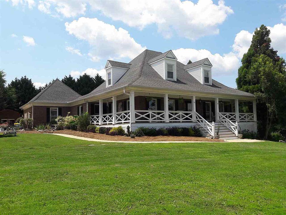1151 Grayson Pkwy, Grayson, GA 30017 | Zillow