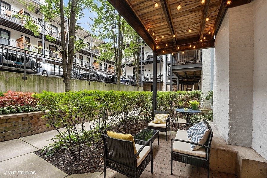 1709 N Crilly Ct #B, Chicago, IL 60614 | Zillow