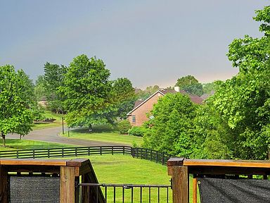 564 Cardwell Ln, Frankfort, KY 40601 | Zillow