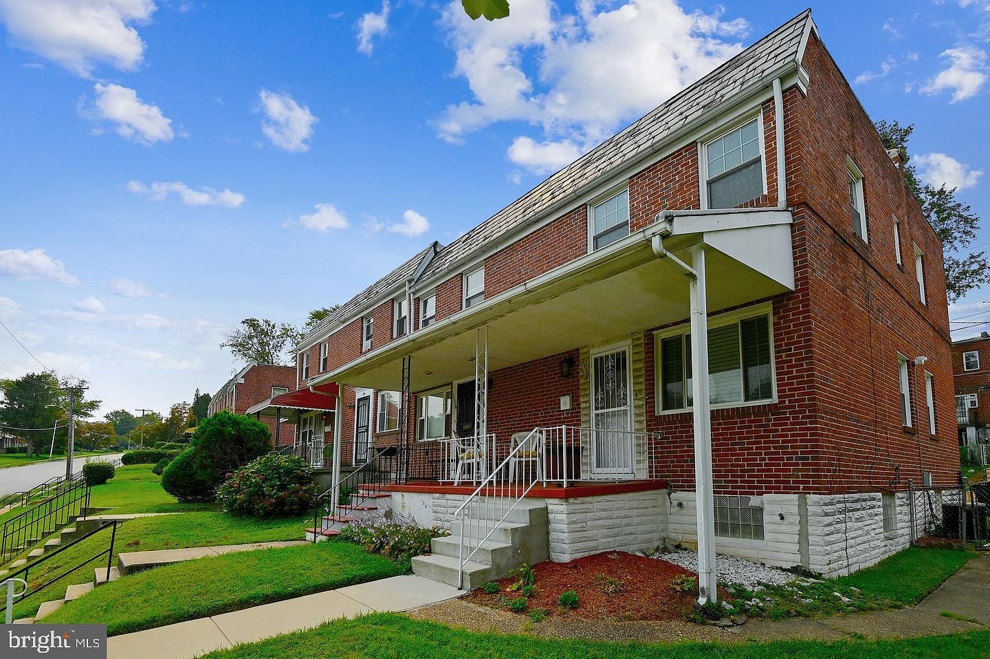 1118 Cooks Ln, Baltimore, MD 21229 | MLS #MDBA2126810 | Zillow