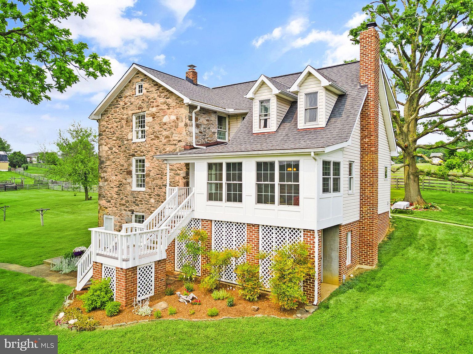 17008 Hamilton Station Rd, Hamilton, VA 20158 | Zillow