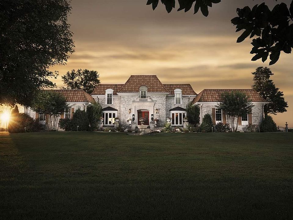 1890 Us Highway 62, Bardwell, KY 42023 | Zillow