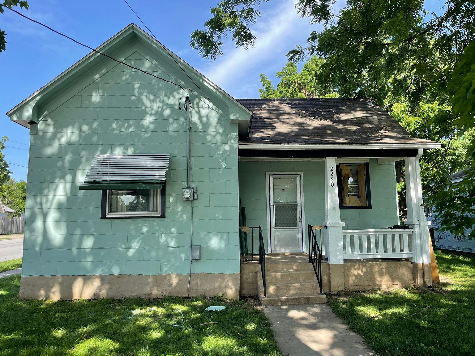 2260 N Travis Ave, Springfield, MO 65803 | Zillow