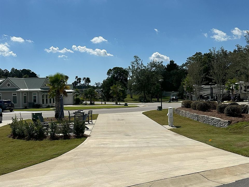12054 Gateway Dr Elberta, AL | Zillow