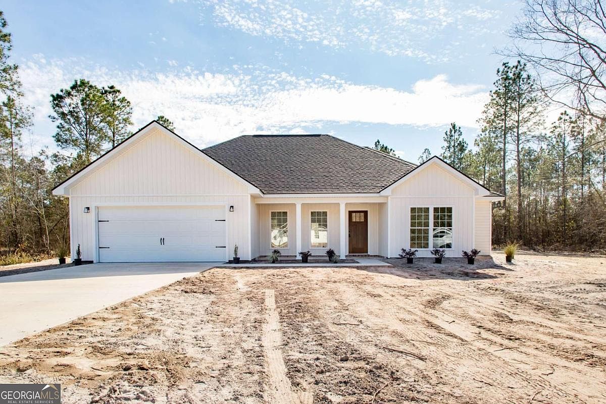 4863 Stanfield Cir, Blackshear, GA 31516 | Zillow