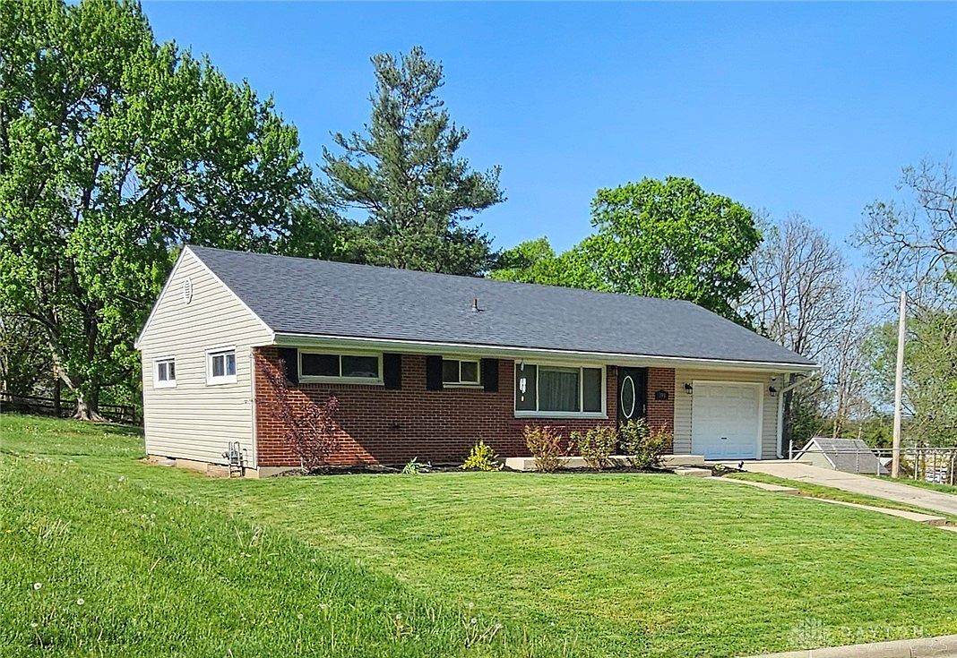 390 W Hendricks St, Camden, OH 45311 | Zillow