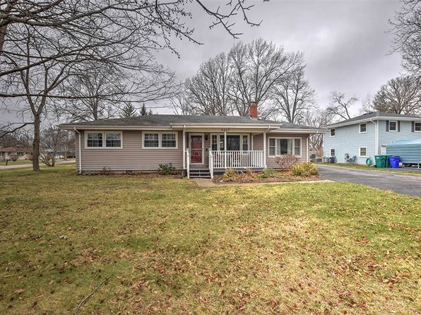 Decatur IL Single Family Homes For Sale - 80 Homes | Zillow