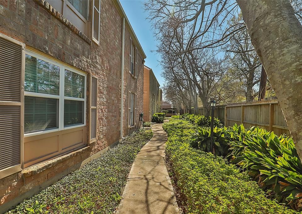 2800 Jeanetta St APT 1108, Houston, TX 77063 | Zillow