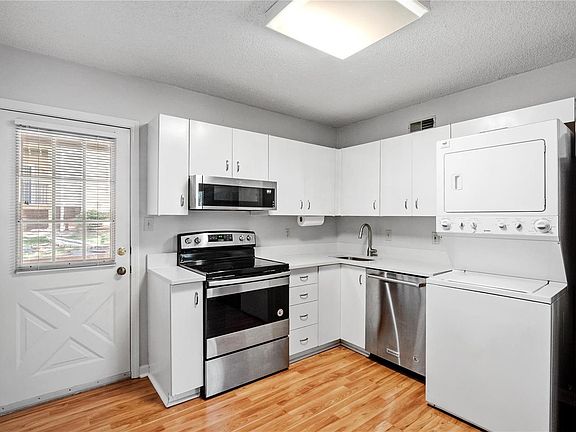 8933 Cardinal Ter, Saint Louis, MO 63144 | MLS #24039191 | Zillow