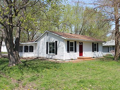 300 E Kavanaugh St, Summerfield, IL 62289 | Zillow