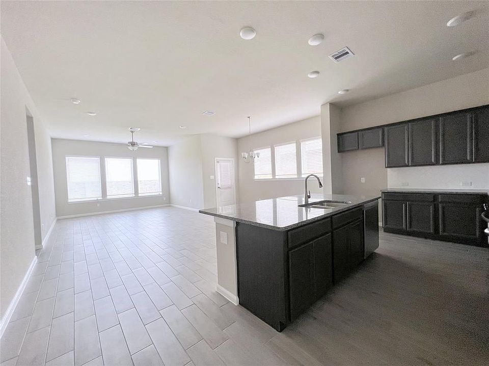 30819 Boxwood Dr, Brookshire, TX 77423 | Zillow