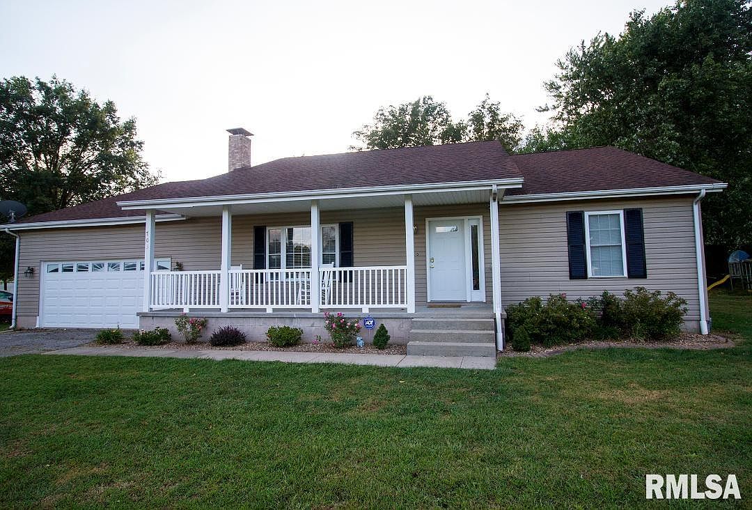 703 S Main St, Belle Rive, IL 62810 | Zillow