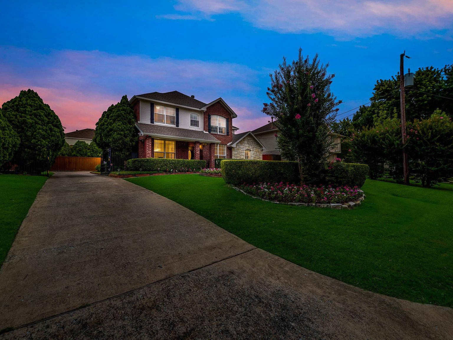 17258 Stedman Dr, Dallas, TX 75252 | Zillow