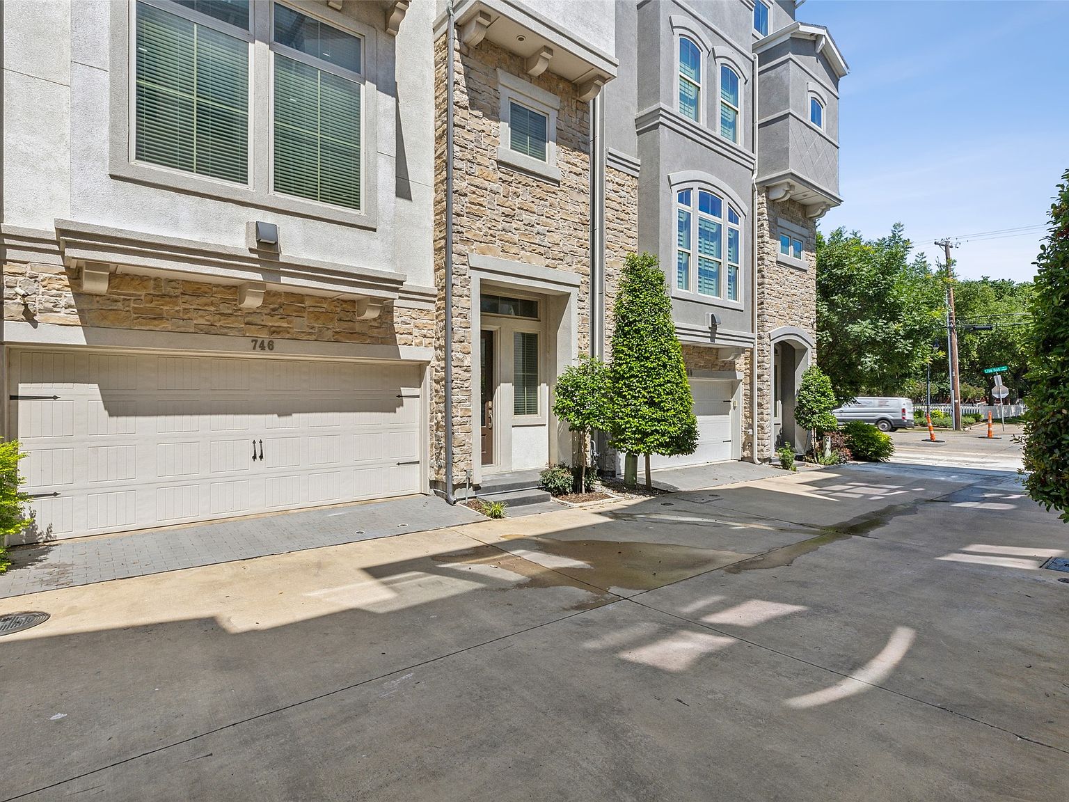 746 Lacey Oaks Pl, Dallas, TX 75204 | Zillow