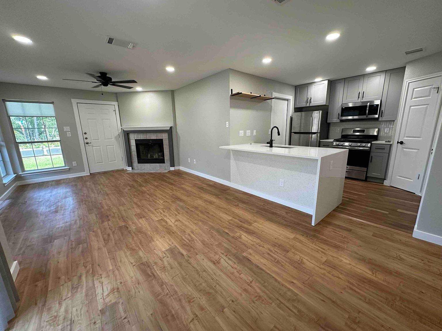 7200 Aldea Dr #B, Austin, TX 78745 | Zillow