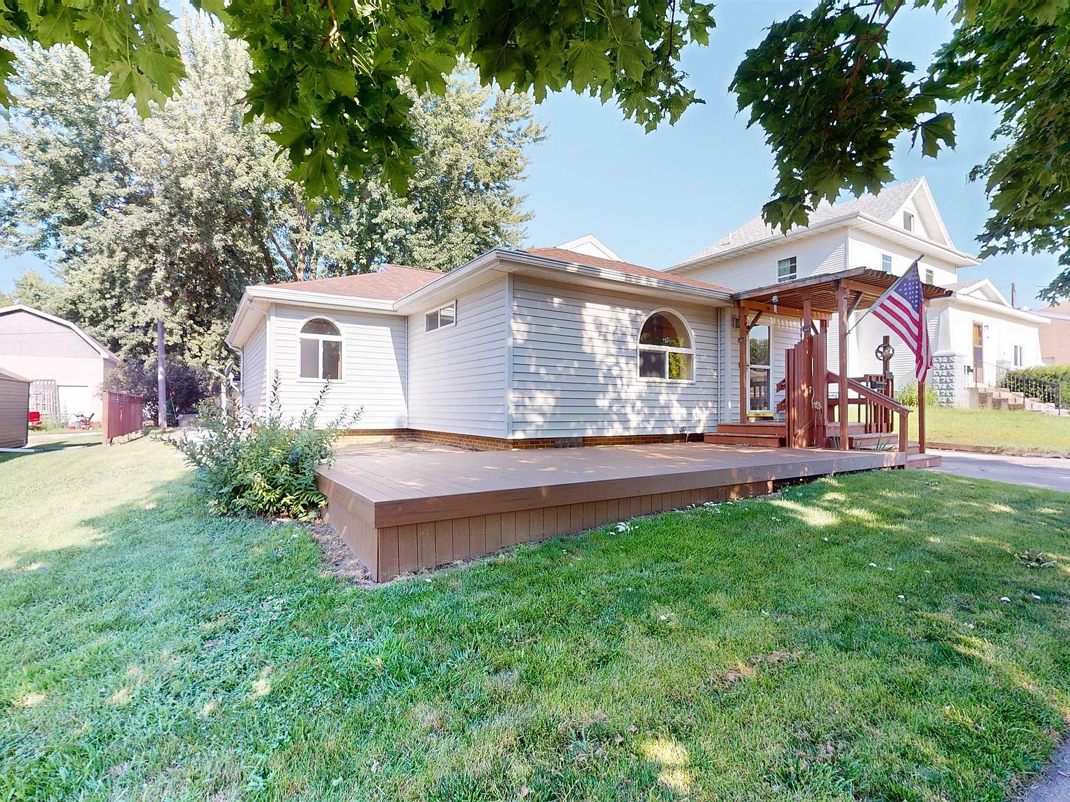 606 Main St, Alta, IA 51002 | Zillow