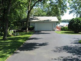 1530 Pier Dr, Davis, IL 61019 | Zillow