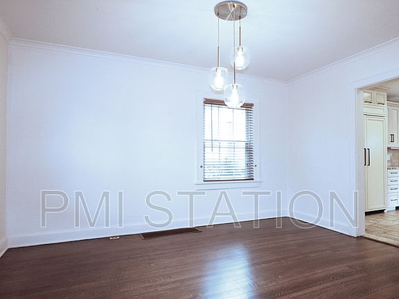 4943 State Line Rd, Kansas City, MO 64112 | Zillow