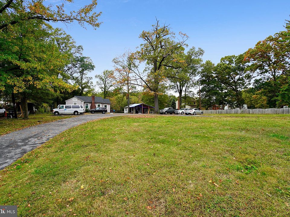 8502 Adelphi Rd, Hyattsville, MD 20783 | Zillow