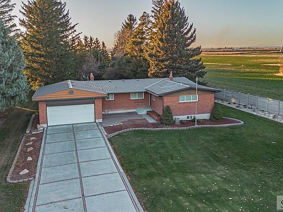 7996 S 45 W, Idaho Falls, ID 83402 | Zillow