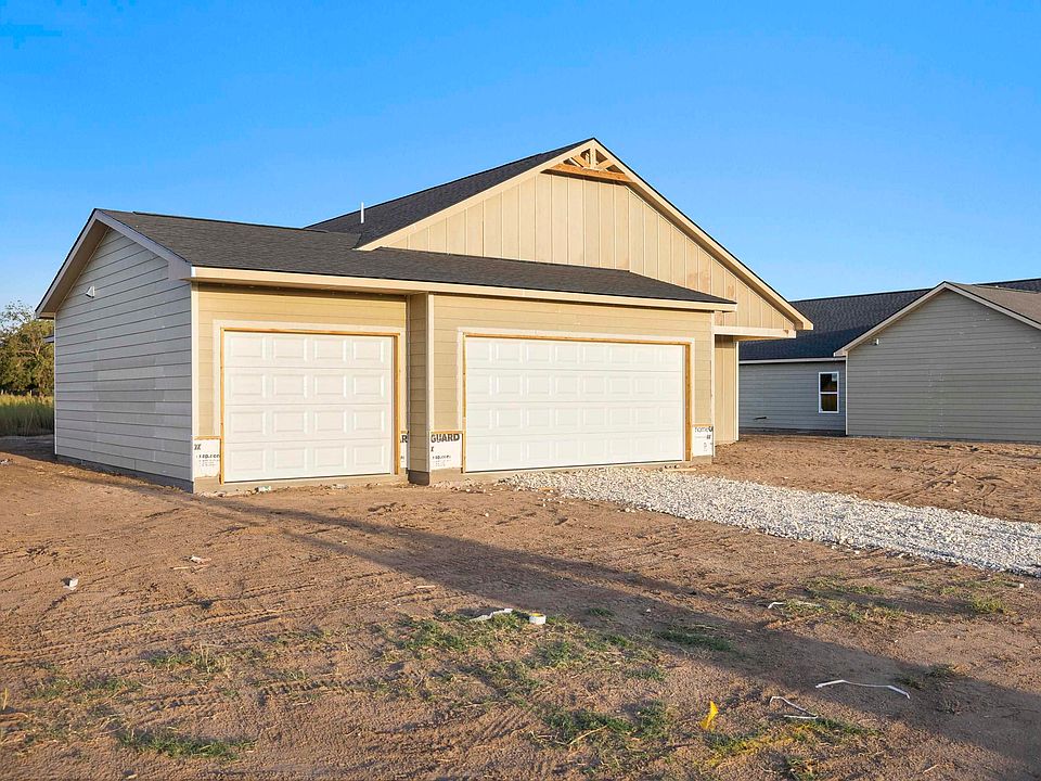 4100 Ridgewood Dr, Hutchinson, KS 67502 | MLS #55540 | Zillow