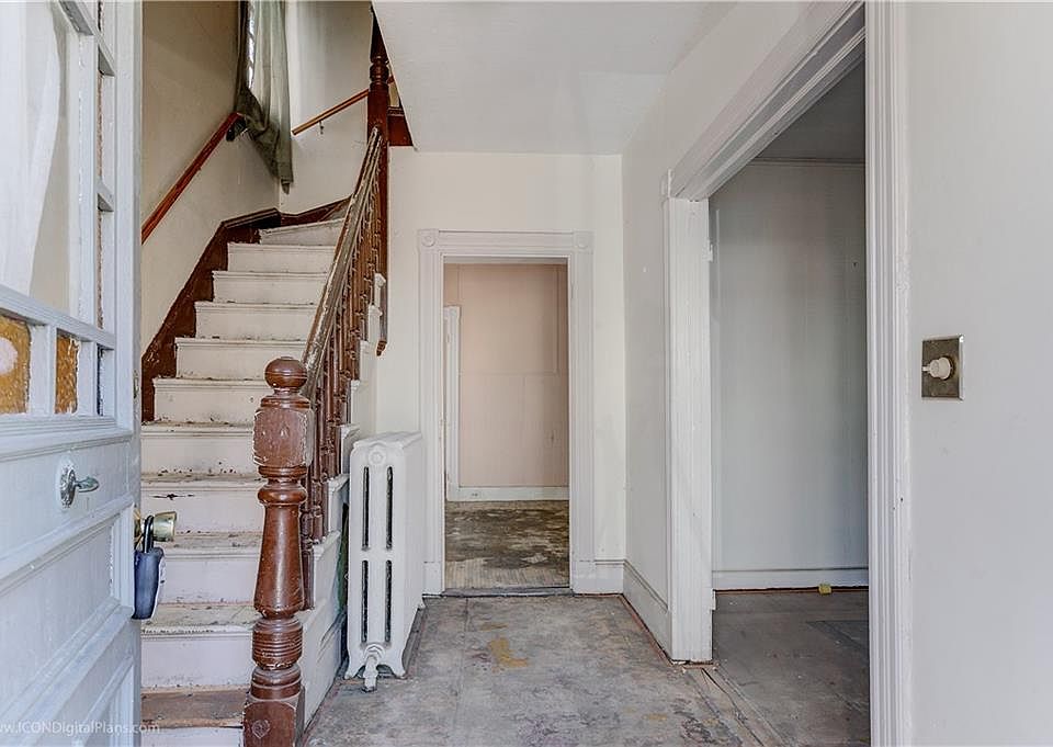 18 Hall Ave, Newport, RI 02840 | Zillow