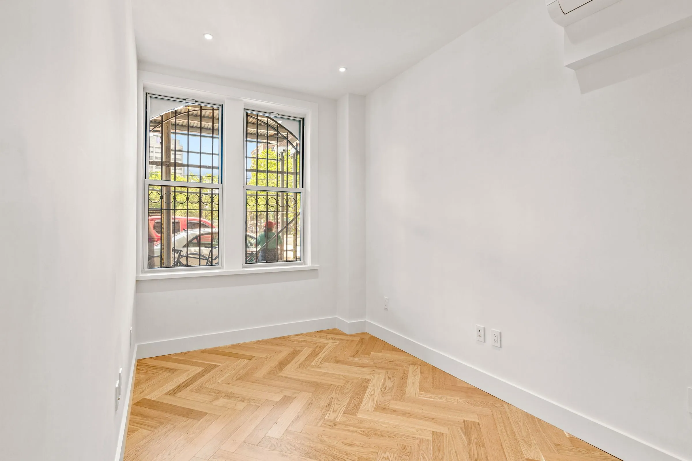 301 East 21st Street #1A in Gramercy Park, Manhattan | StreetEasy