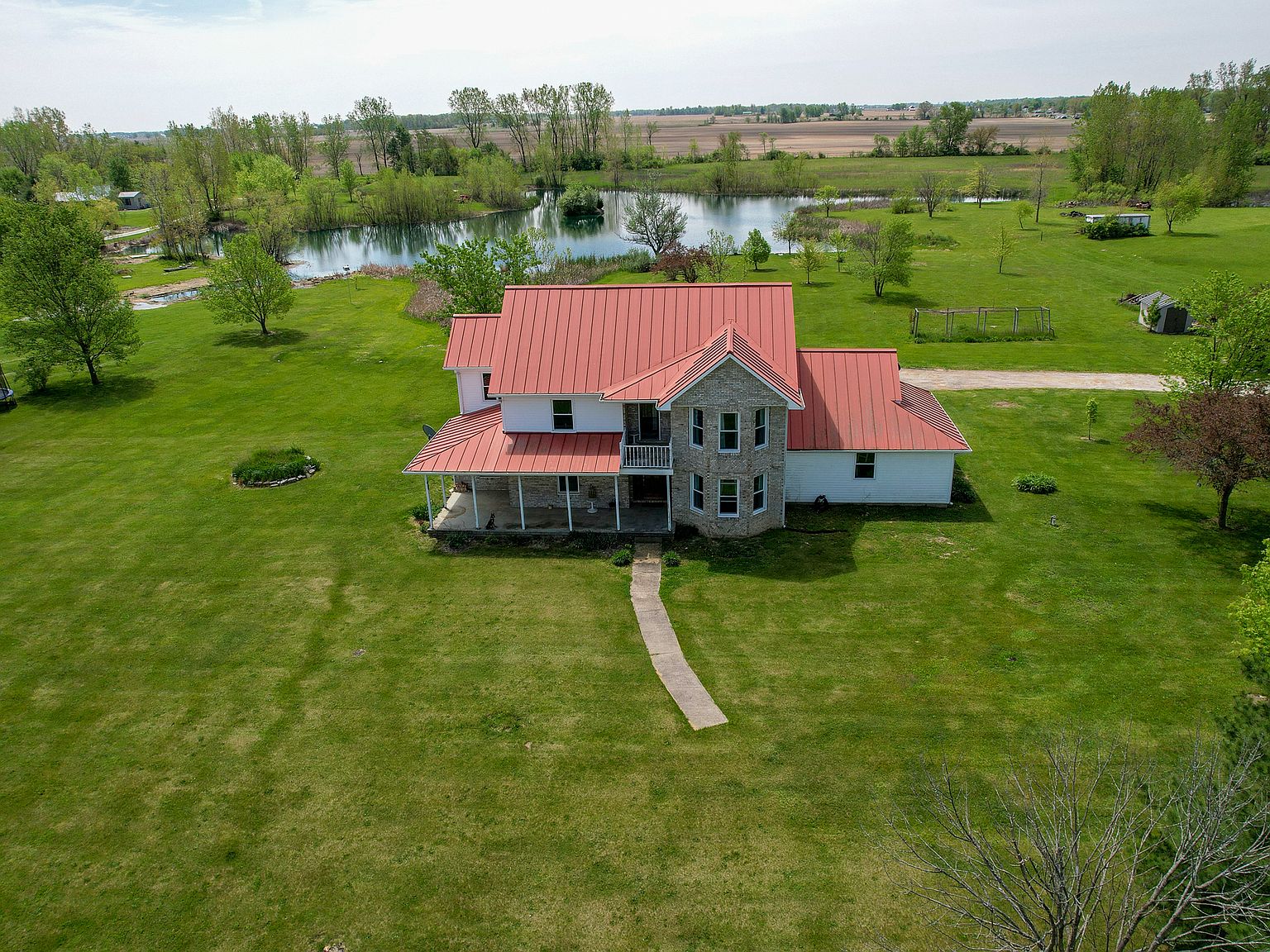 2291 E 1700 N, Summitville, IN 46070 | Zillow